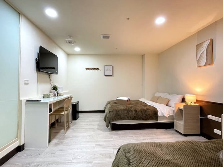Ximending Quad Room No. 8838 - 龜山區