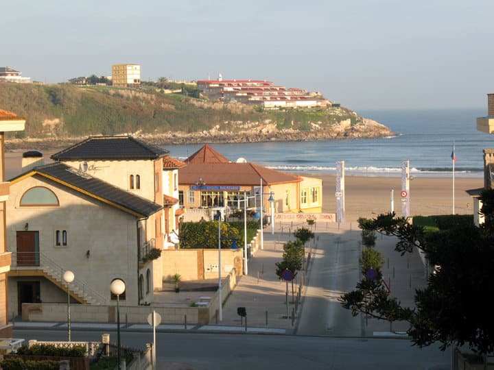 Hostal Isla Cabrera Playa - Suances