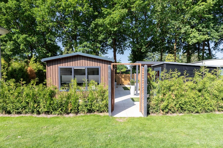 Luxe 4p Chalet Met Buiten Ligbad - Netherlands