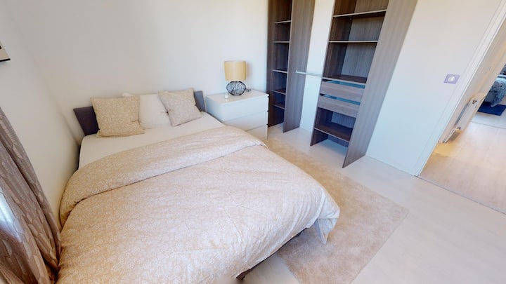 Chambre Confortable - Proche Suisse, Centre-ville - Annemasse