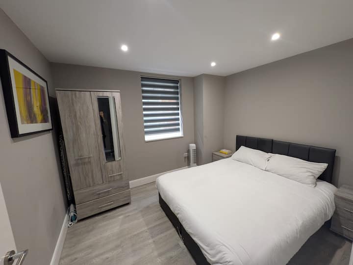 City Vibes • Chic 1br Flat W/ Style & Comfort - Watford