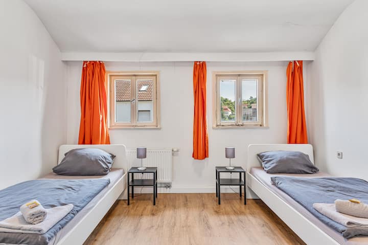 Worker Apartment Near Stuttgart - Kirchheim unter Teck