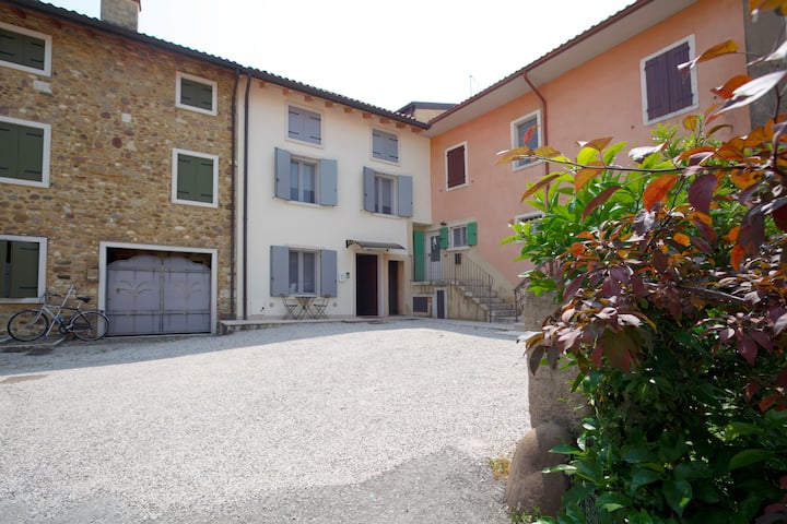 Casa A Schiera Nel Borgo Di Calmasino - Lazise
