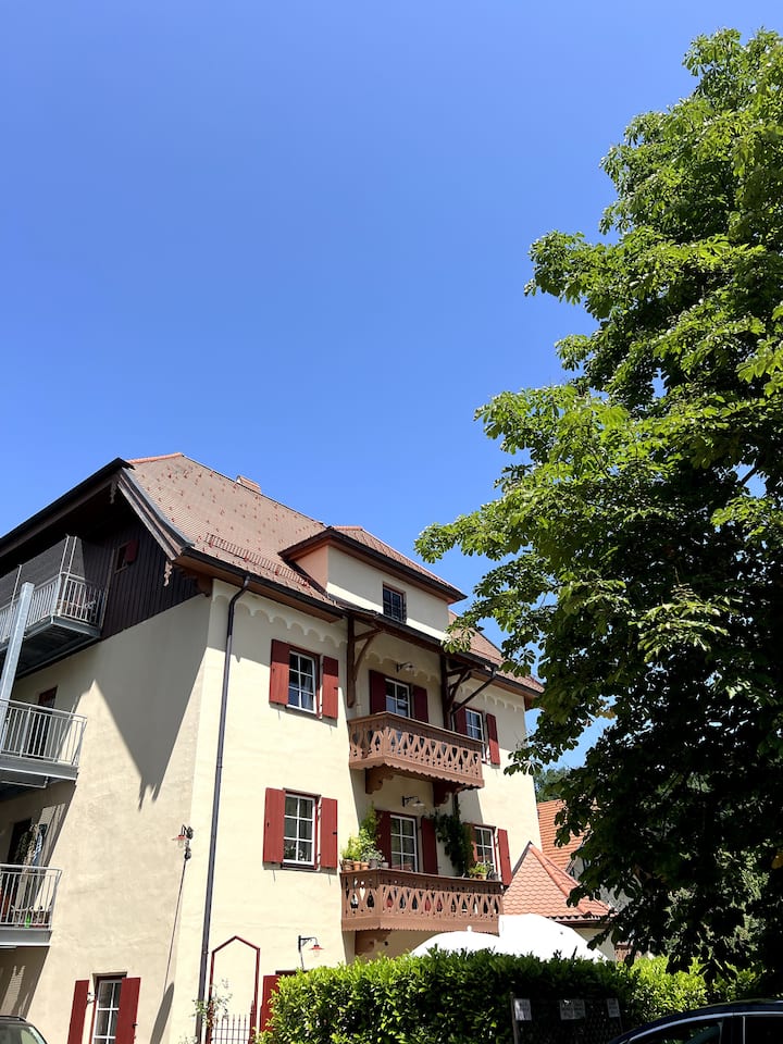 Ferienwohnung „Siggi“ – 81 Qm, Balkon & Bergblick - Siegsdorf