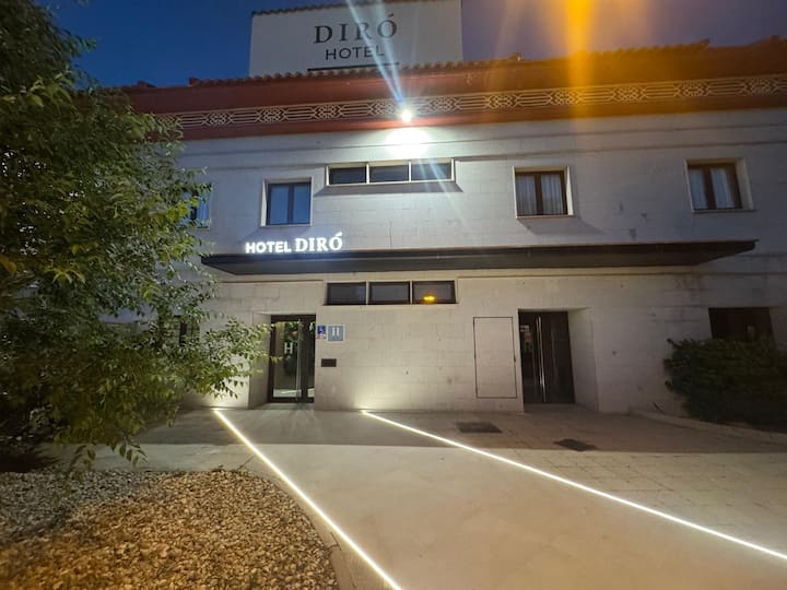 Hotel Diró - Habitacion Adaptada A Minusvalidos - 阿維拉