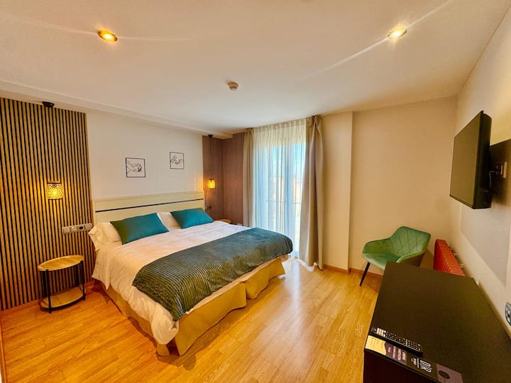 Hotel Diró - Habitacion Doble Cama Extragrande - アビラ