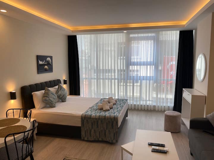 ŞEhir Merkezi Lüxs 1+0 Daire - Antalya