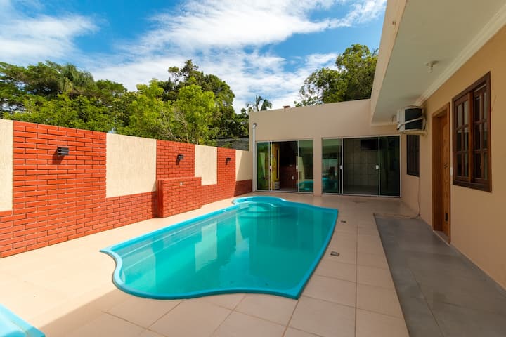 Ampla Casa Com Piscina Mariscal - Bombinhas