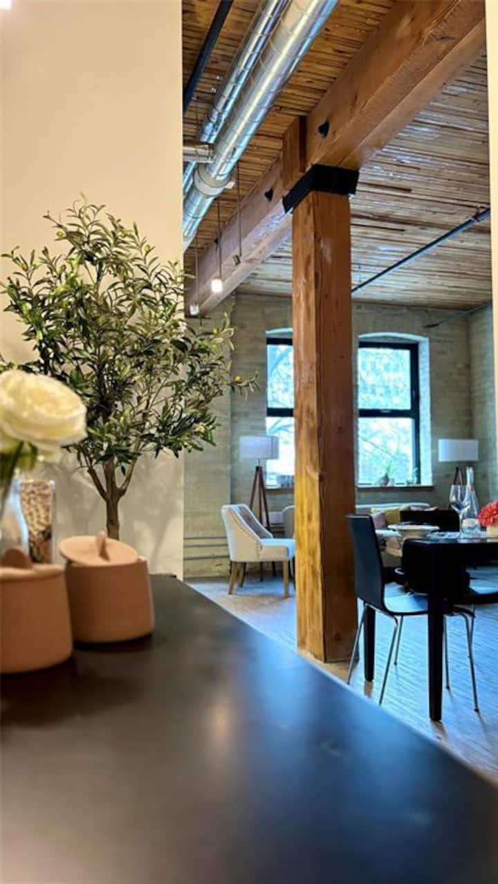 Market Ave Chic 1br Retreat - Winnipeg