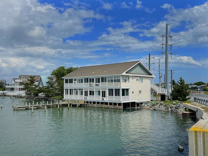It's 5 O'clock Somewhere! - Chincoteague Island, VA
