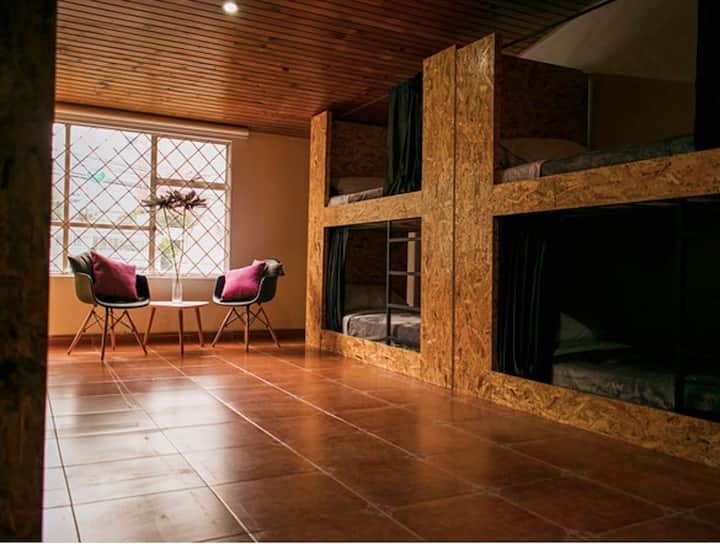 Habitacion Multiple Max 8 - La Calera, Colombia