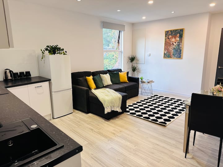 Business Stay 2-bed | Wifi & Parking | Mexborough - Rotherham, UK