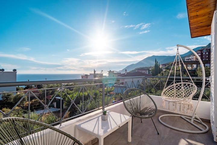 Deluxe Room X4 W/ Stunning View @Sunsetterrace B&b - Dhërmi