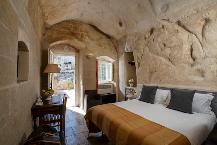 Matrimoniale In Grotta - Matera