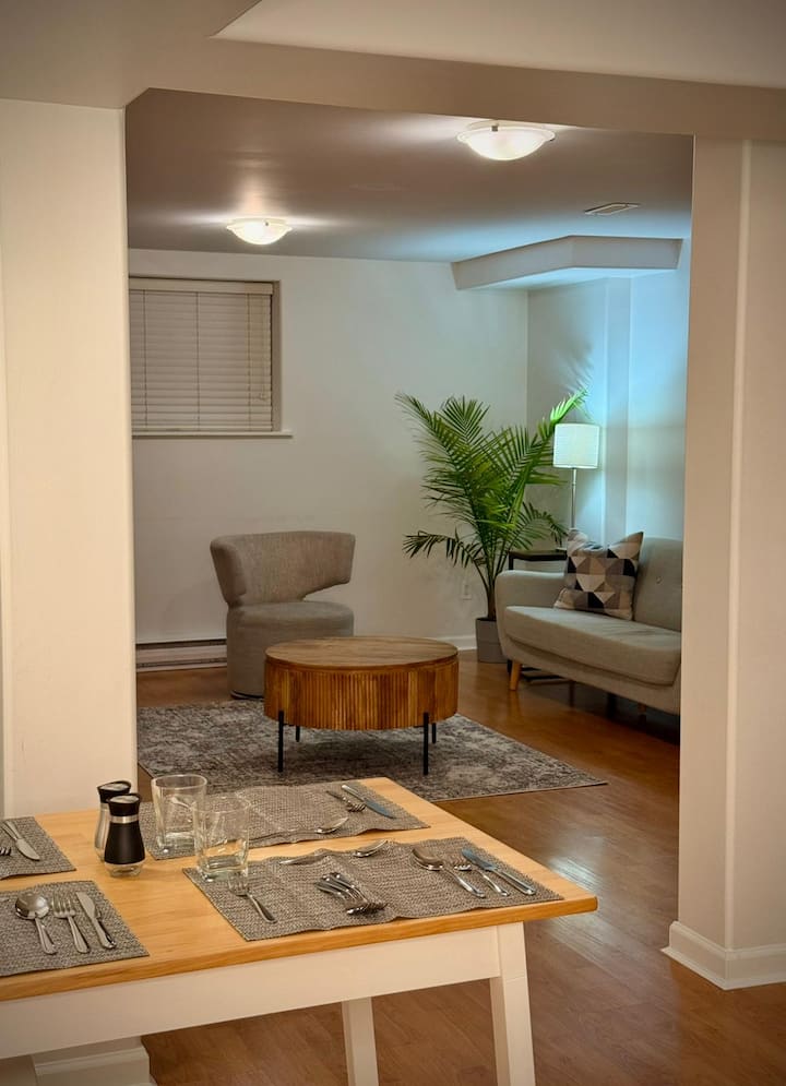 Large & Cozy 2br Basement Suite - Langley