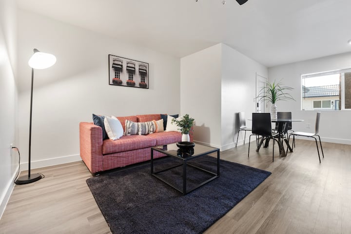 5 Min From Phoenix Sky Airport/free Parking/wifi - Paradise Valley, AZ