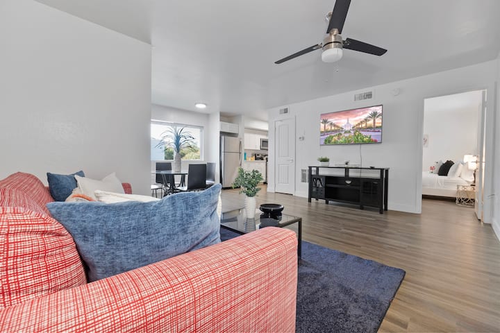 5 Min From Phoenix Sky Airport/free Parking/wifi - Paradise Valley, AZ