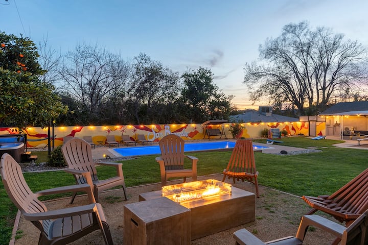 Pool Home Oasis/sleeps 13 Guests - Lake Arrowhead, CA
