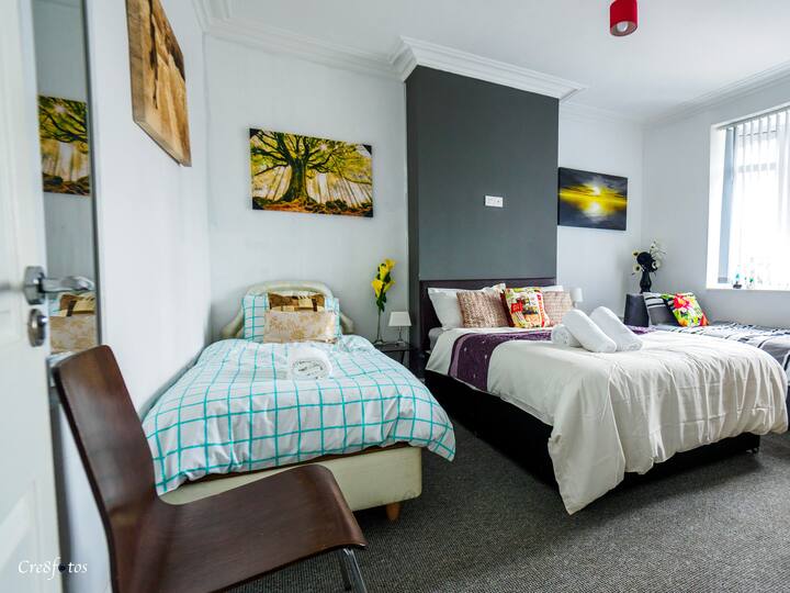 Bucknall Lodge Hanley Room 1 - Stoke-on-Trent