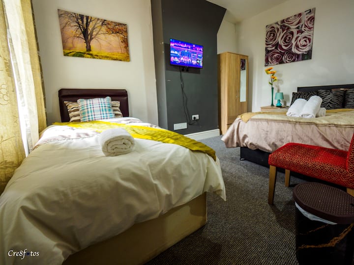 Bucknall Lodge Hanley Room 3 - Stoke-on-Trent