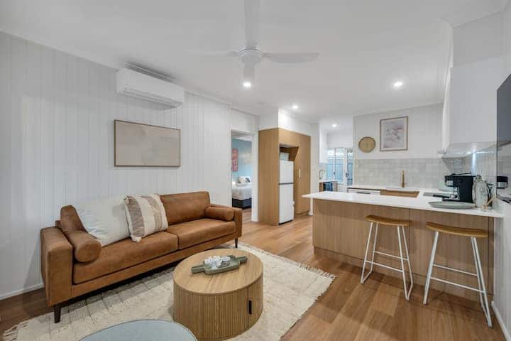 Seabreeze Units - Townsville