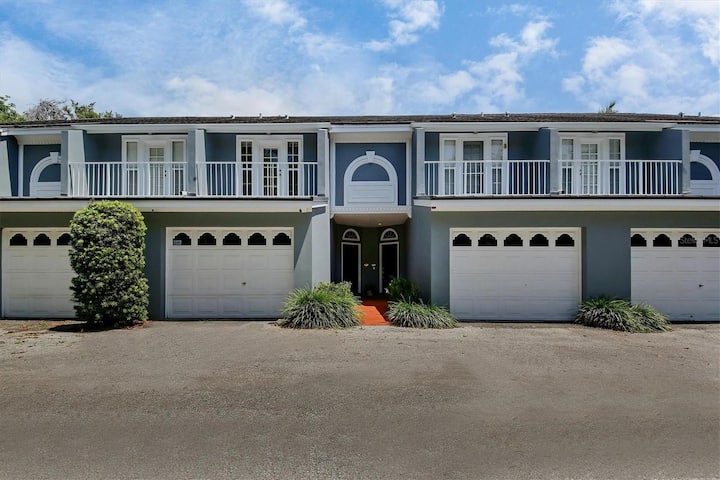 Townhouse In South Tampa - Tampa