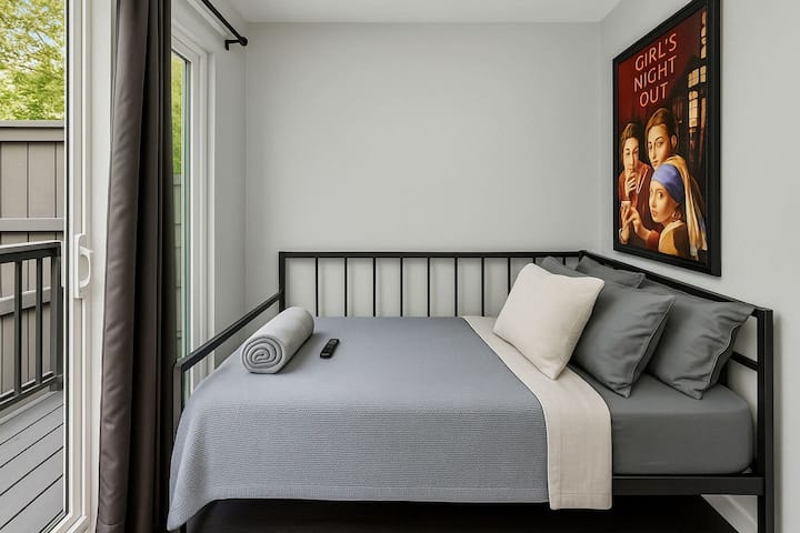 Uptown Cottage - Dallas, TX