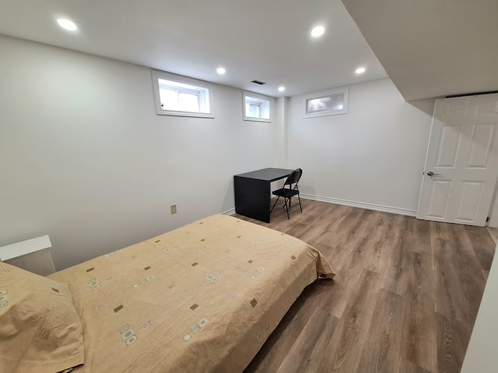 Comfortable And Cozy Stay - Basement Room - Vaughan
