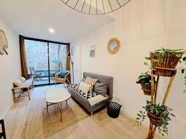 Joli Duplex Au Coeur Du Vieux Lille Avec Terrasse - Lille