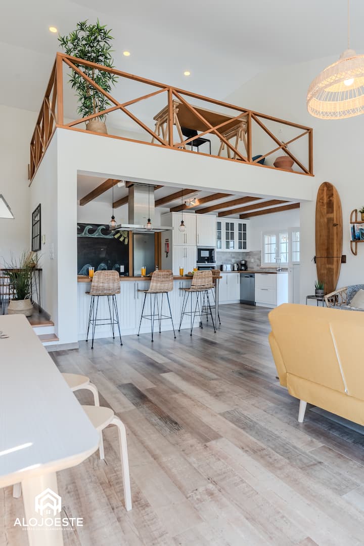 Sunrise Villa | Private Pool + Garden - Ericeira