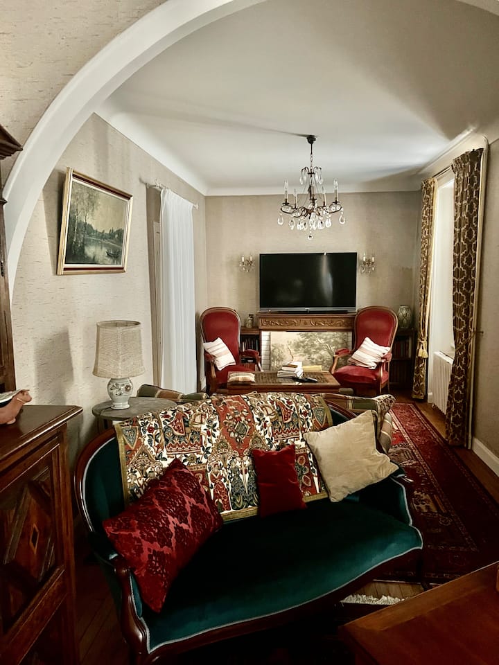 Appartement En Maison De Maître - Saint-Yrieix-la-Perche