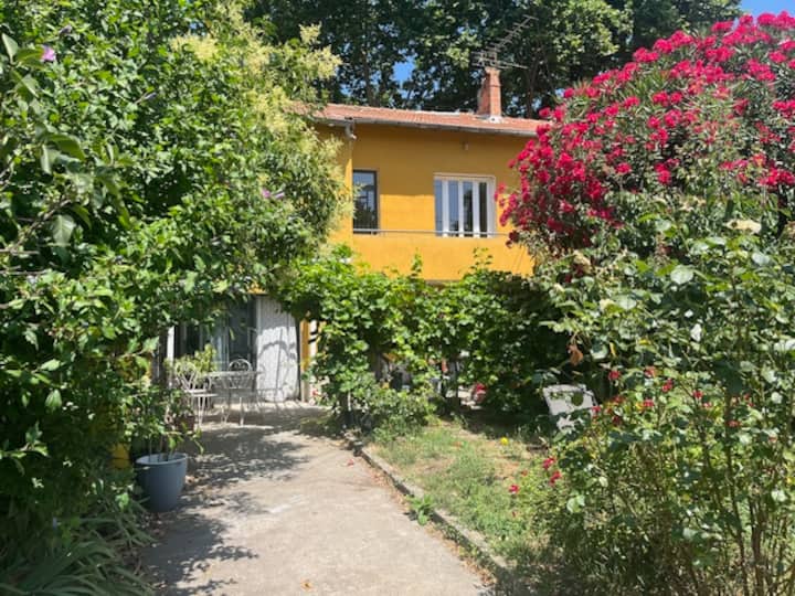 Maison Très Proche Remparts - Avignon