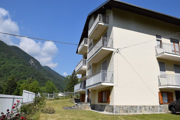 Mansarda In Palazzina A 3 Piani - Ceresole Reale