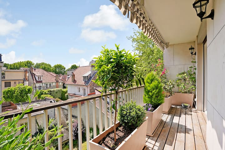 Balcon, Vues Et Calme Absolu ! - Neuilly-sur-Seine
