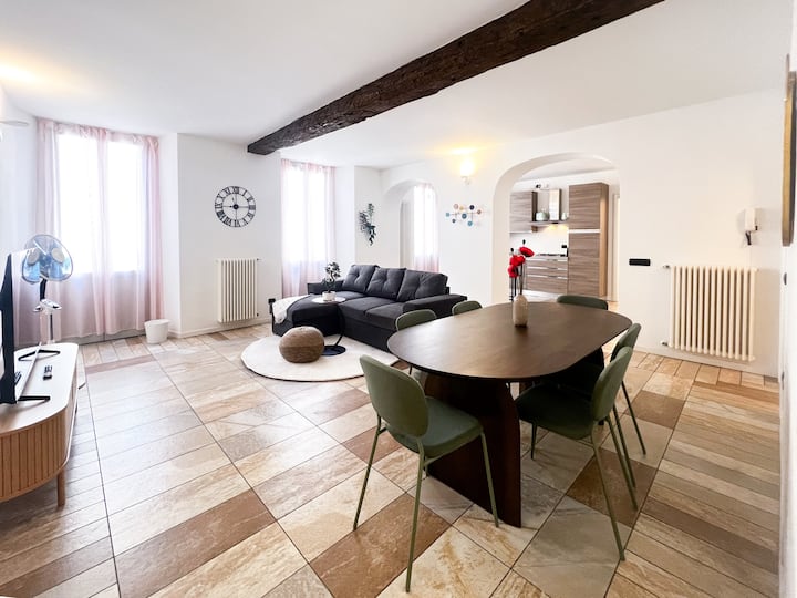 Corte Chiara-2 Bd Apartment - Côme