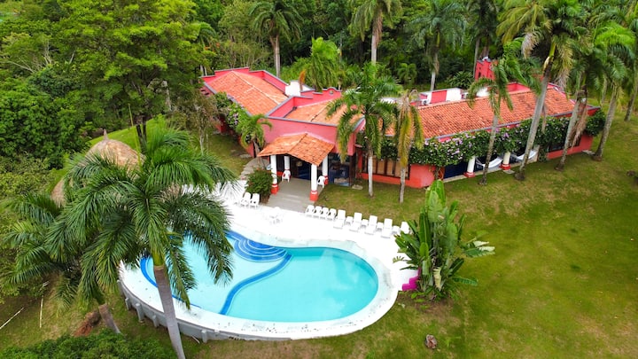 ¡Finca De Lujo En Bolombolo! ¡(Pool & Views)! - Salgar