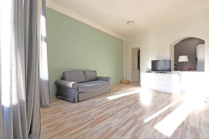 Cozy Apartment Close City Center - Brno