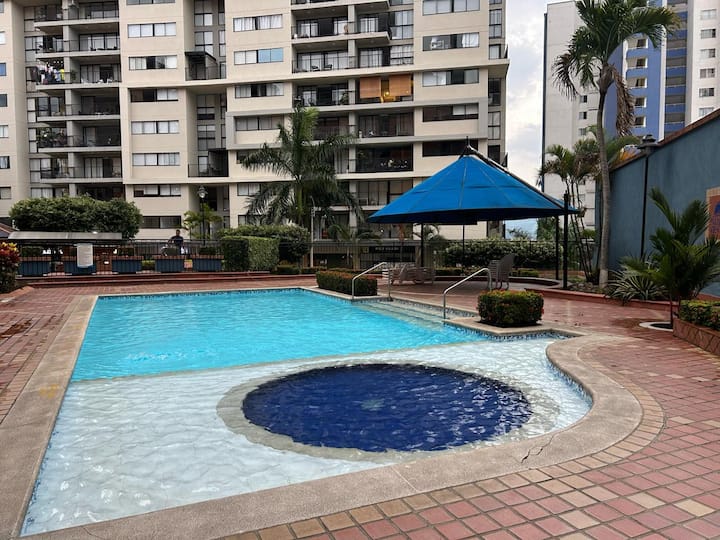 Confort Y Ubicación Ideal + 3 Hab - Piscina - Floridablanca