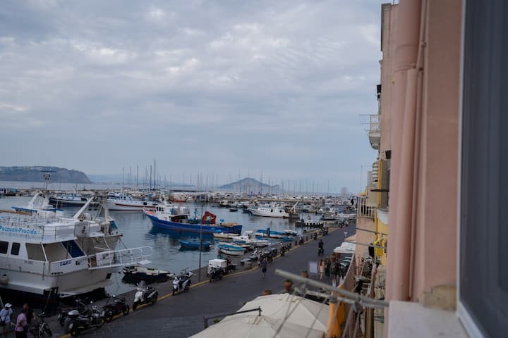 Casa Zaffiro, Perla
Vista Mare - Procida