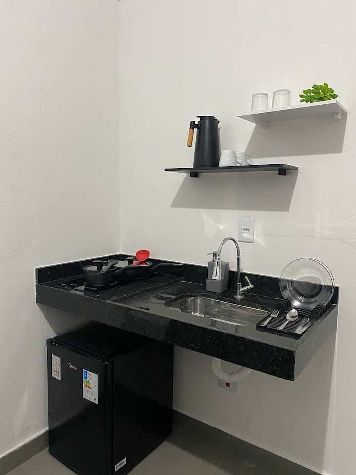 Suíte Com Cozinha Em Sete Lagoas (Nova Iorque) - Sete Lagoas