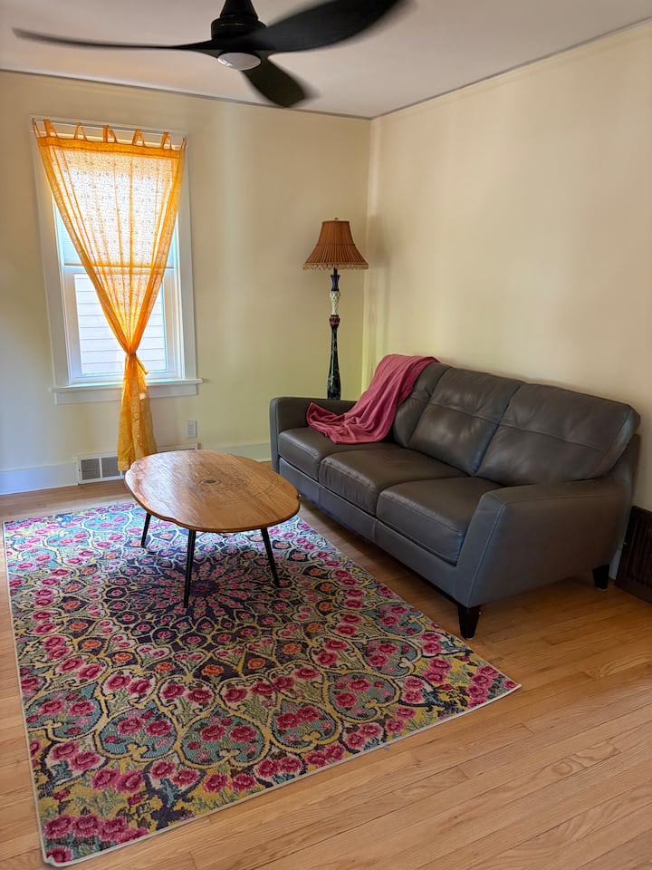Cute, Cozy, Clean, Colorful, Home. - Madison
