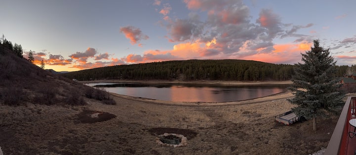Scenic Lakefront Retreat - Bayfield, CO