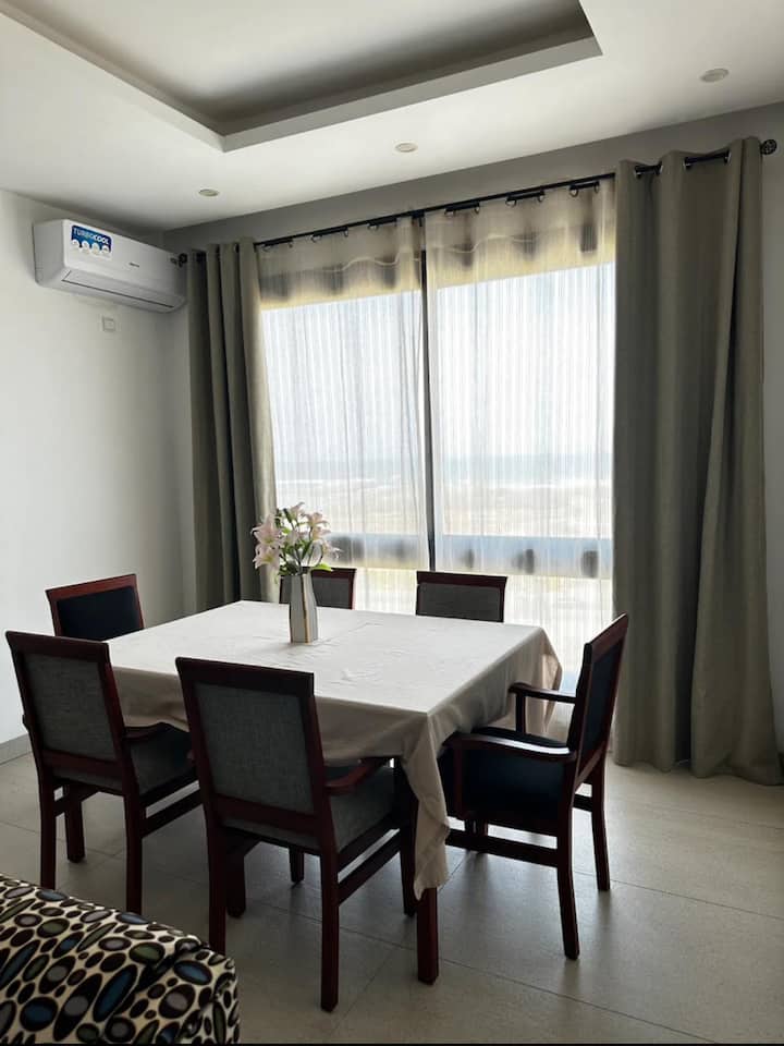 Vue Mer, 3ch, Piscine Et Sport - Dakar