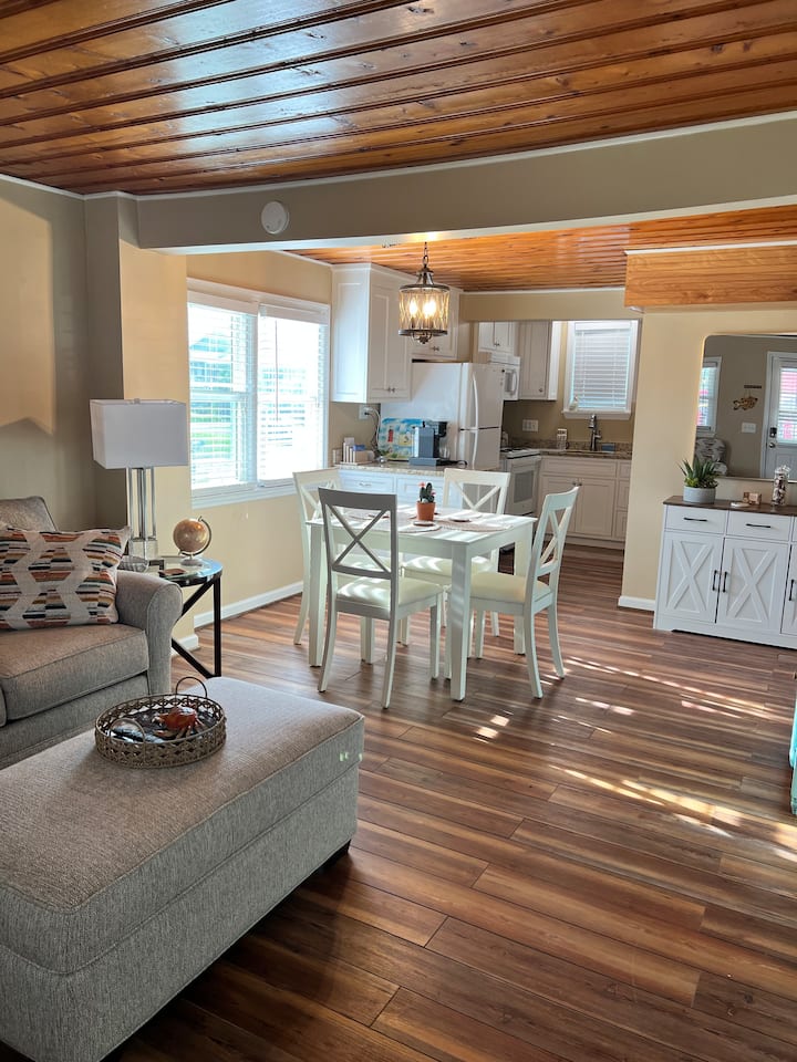 2nd Row Beach Duplex - Oak Island - Oak Island, NC