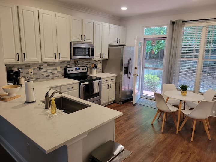 Heart Of Apex - Family And Pet Friendly - Apex