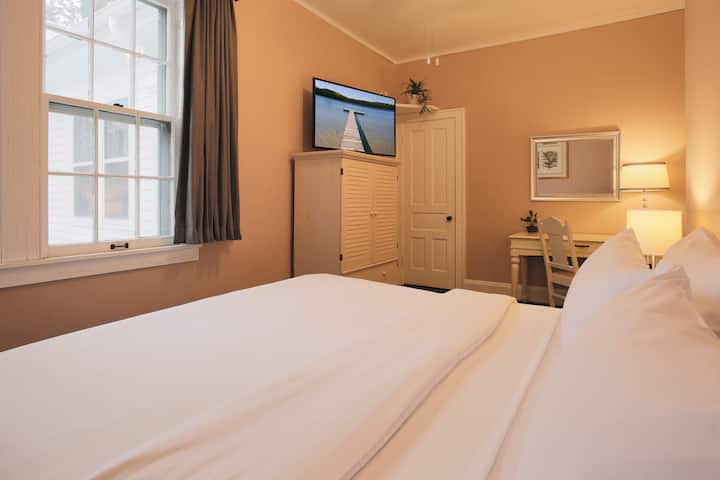 Historic Hotel One King Bed - Elkhart Lake, WI