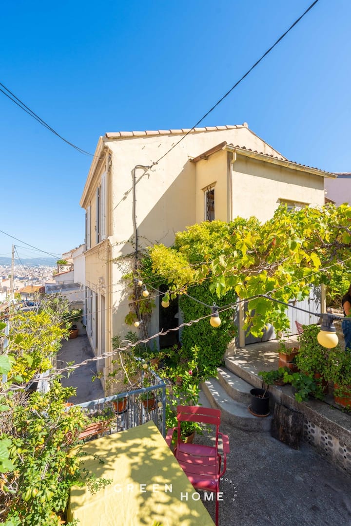 Maison De Charme Au Cœur De Vauban ! - Marseille