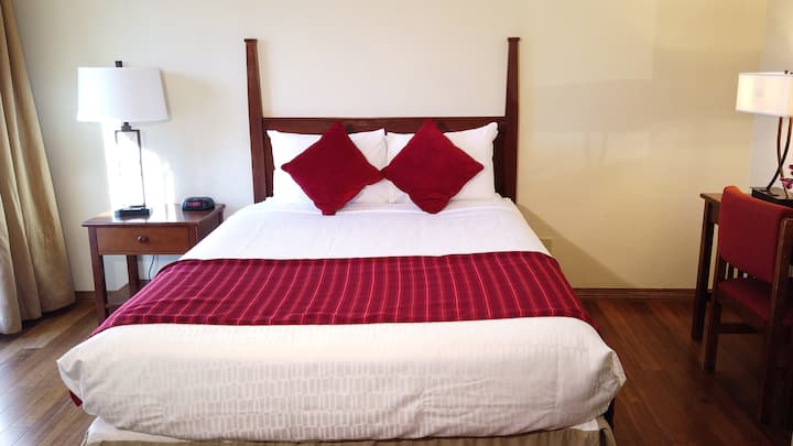 3 Bedroom Pet Friendly Suite - Avon, CO