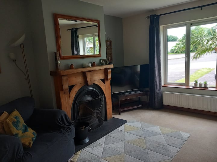 House Central To Town And Beach - Youghal
