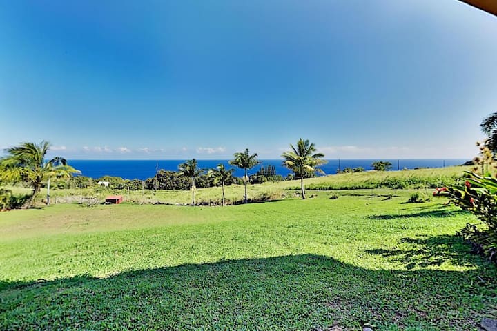 Hawaii 3 Bedroom Home Sleeps 6 - Hawaii